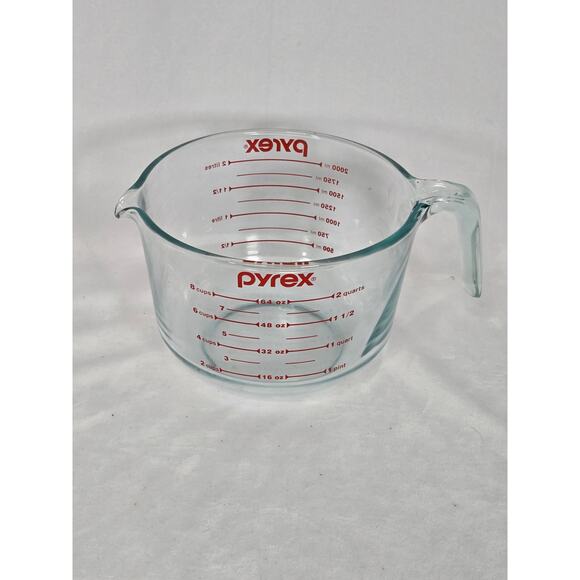 Pyrex | Kitchen | Vintage Pyrex 8 Cup 2 Qt 64 Oz Glass Measuring Bowl ...